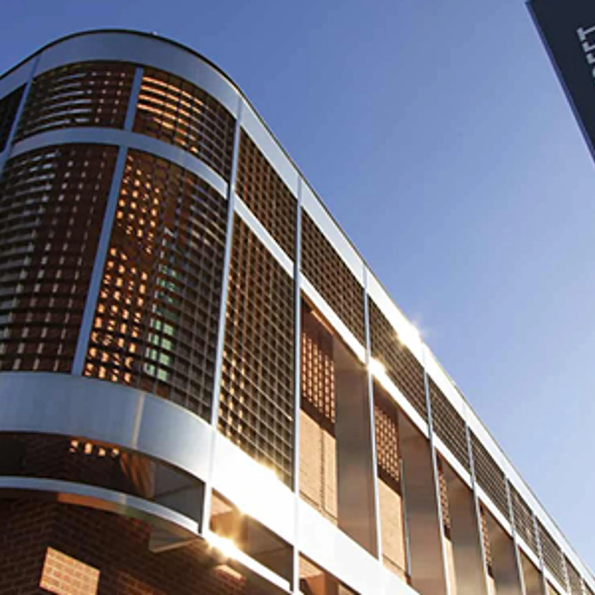 The Zenith Group Management | Commercial, Multi-Family, Branded Hotel ...